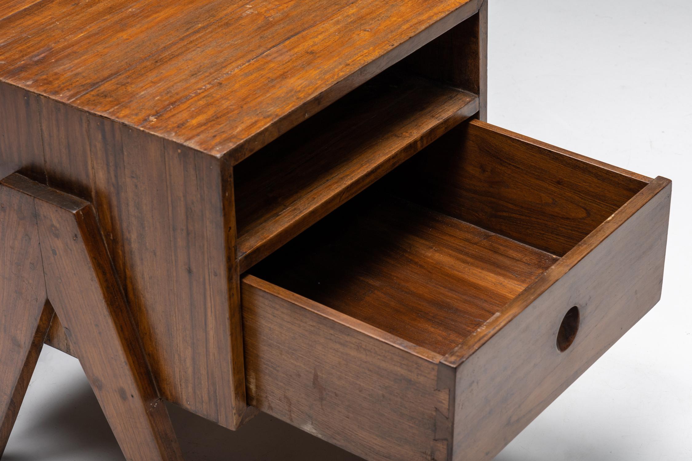 Solid Teak Bedside Tables by Pierre Jeanneret, Chandigarh, 1955 For Sale at 1stDibs