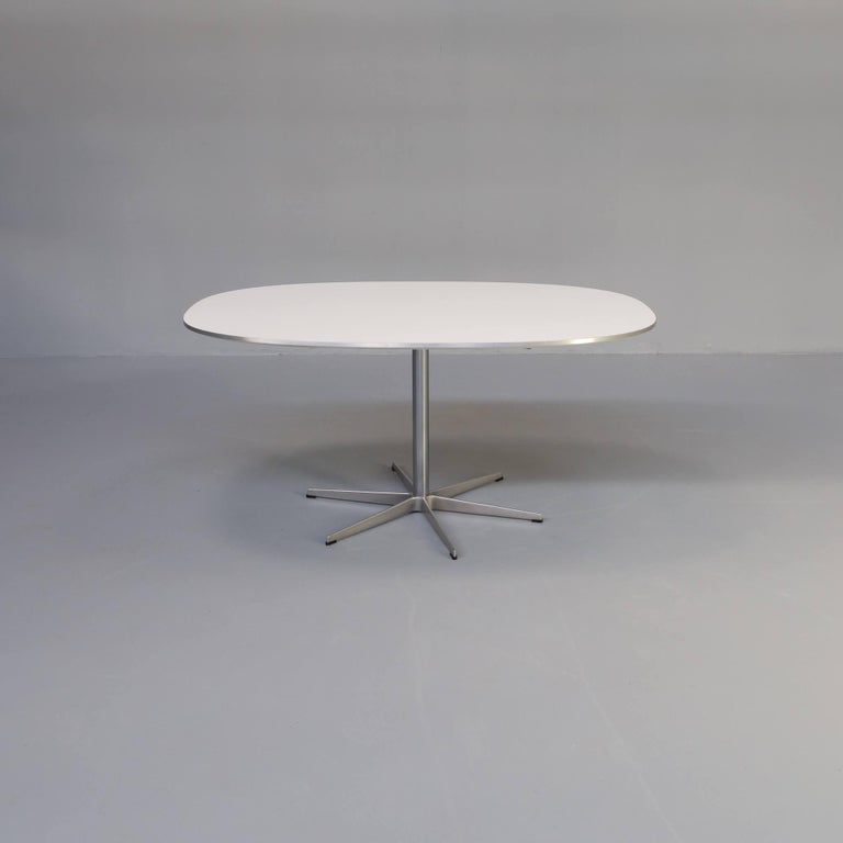 Piet Hein superellipse dining table for Fritz Hansen For Sale at 1stDibs