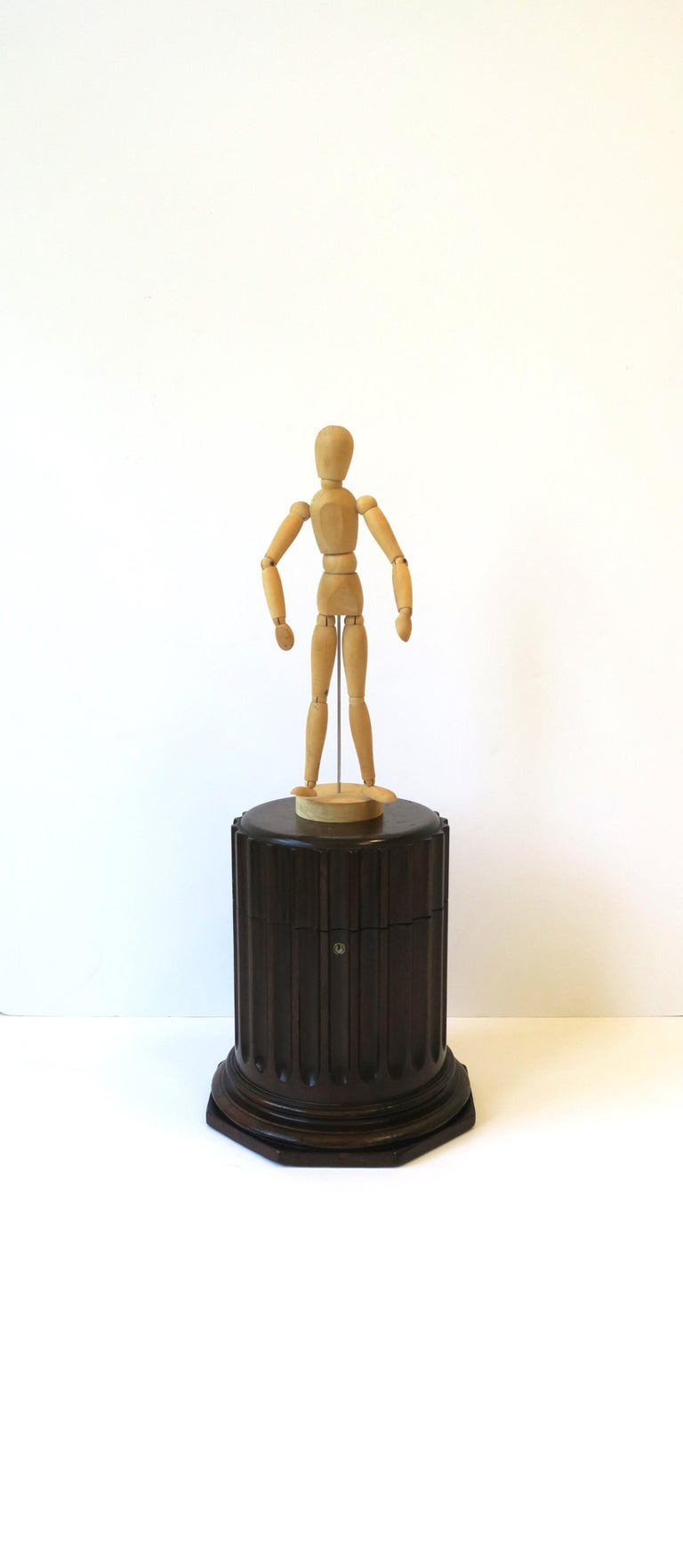 Column Pillar Pedestal Box in the Neoclassical Style For Sale at 1stDibs