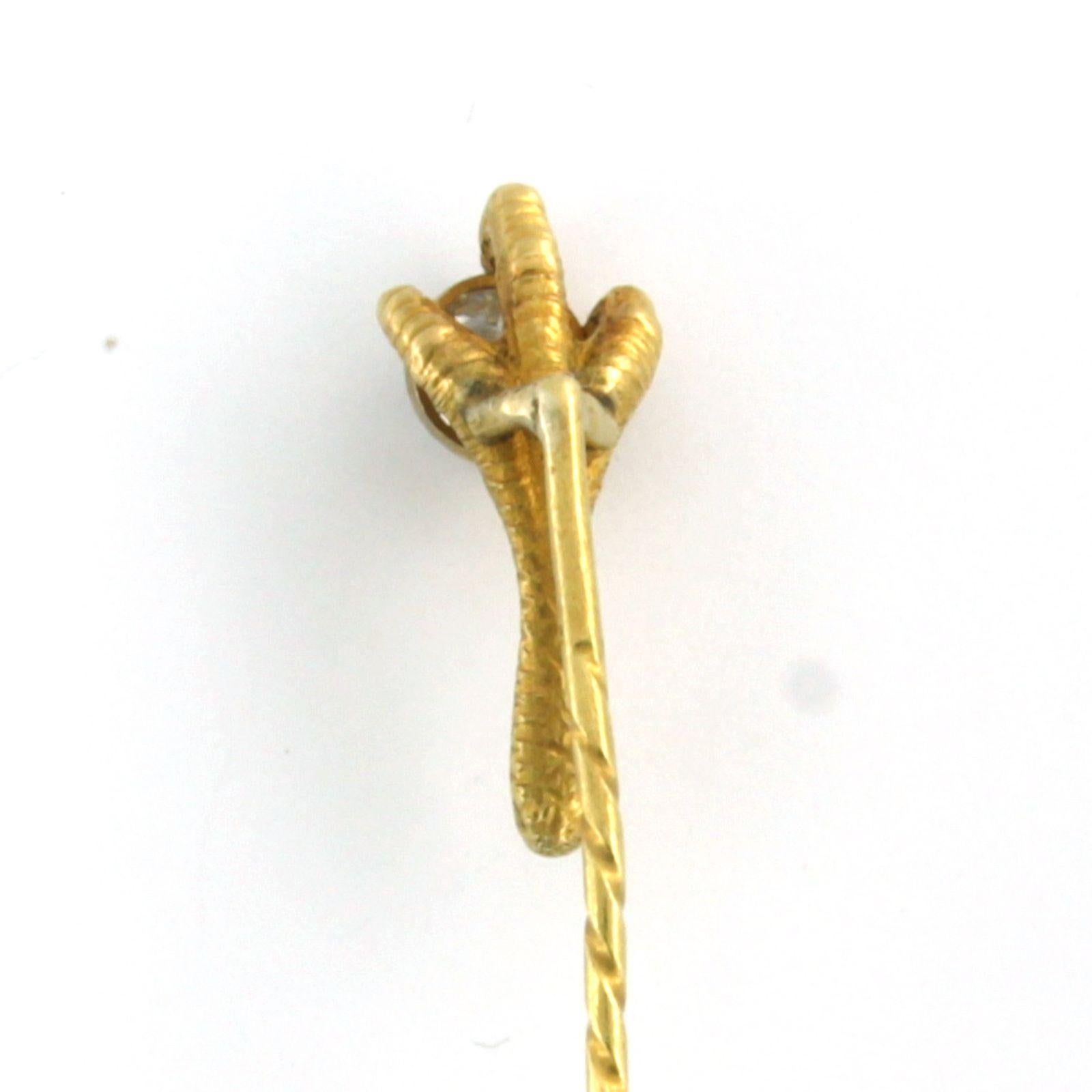 Pin of a Hawk's Claw with Diamond 18k yellow gold For Sale at 1stDibs