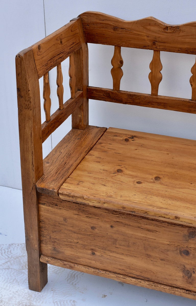 Pine and Oak Box Bench or Settle For Sale at 1stDibs