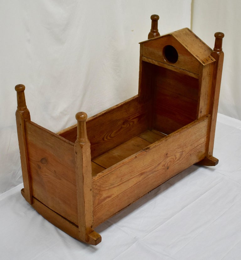 Pine and Oak Rocking Cradle For Sale at 1stDibs