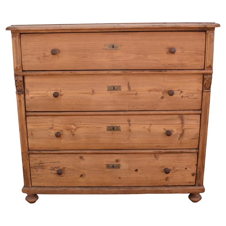 Pine Chest of Four Drawers For Sale at 1stDibs