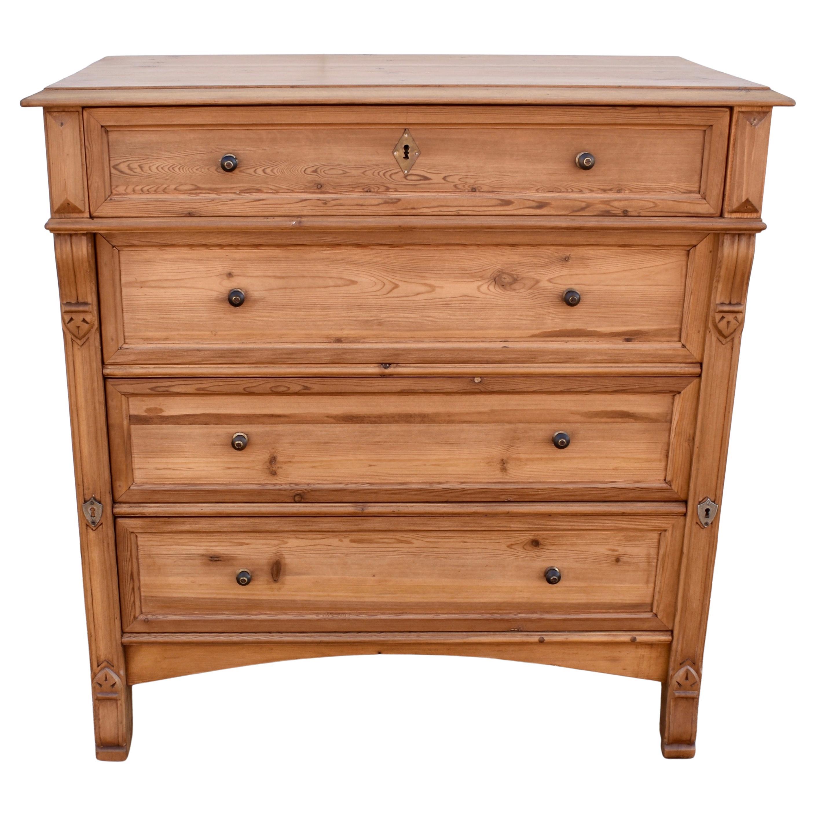 Pine Chest of Five Drawers For Sale at 1stDibs