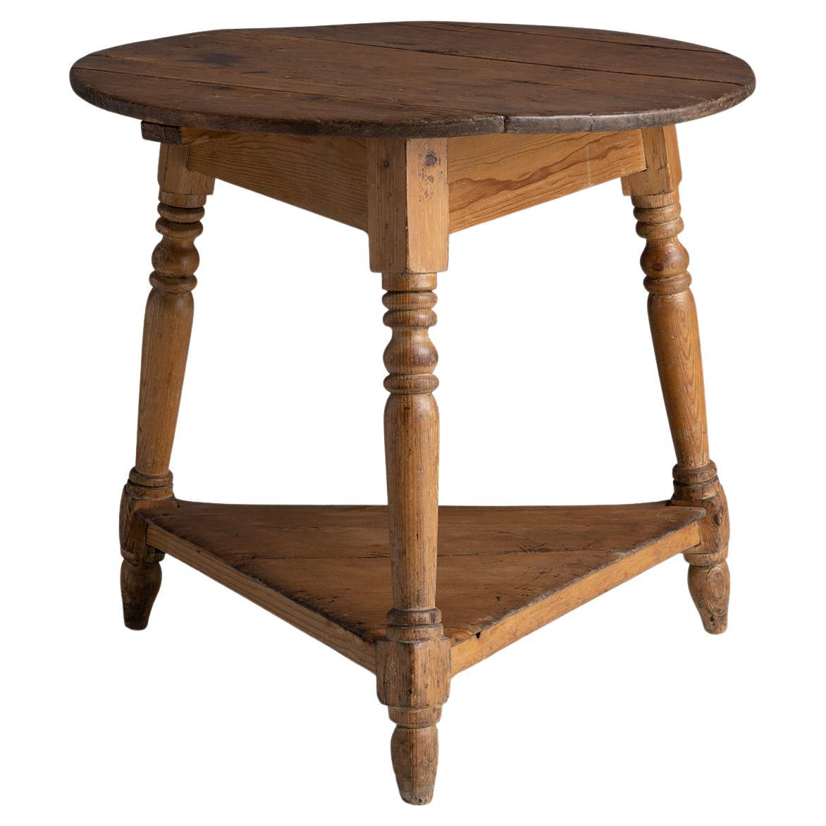 English Pine Cricket Table with Scalloped Apron and Lower Shelf, circa ...