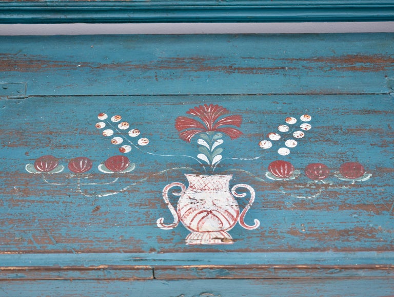 Pine Hand-Painted Storage Bench For Sale at 1stDibs