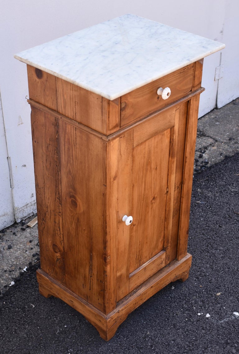 Pine Marble-Top Nightstand For Sale at 1stDibs