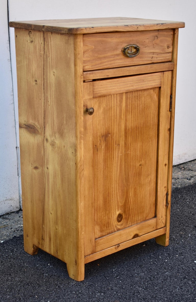 Pine Nightstand with One Door and One Drawer For Sale at 1stDibs