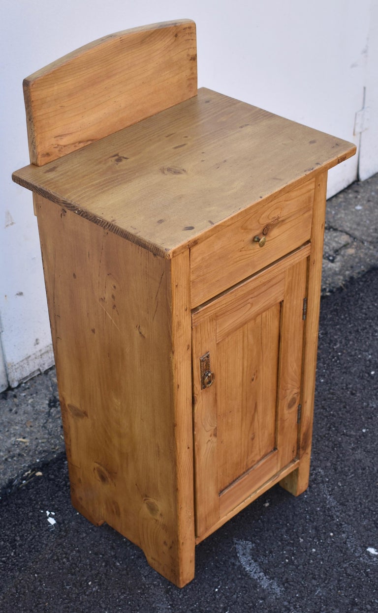 Pine Nightstand with Removable Splashback For Sale at 1stDibs