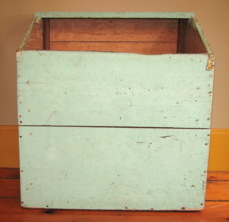 Pine Primitive Farm House Grain Bin Firewood Box Rustic Charm Green ...