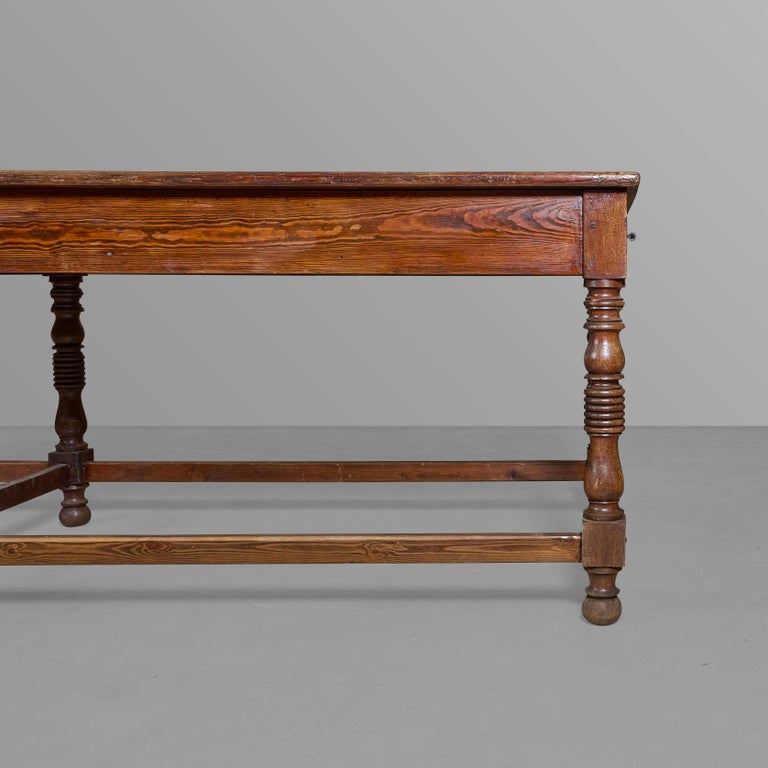 Pine Tailor Table For Sale at 1stDibs