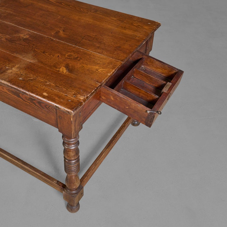 Pine Tailor Table For Sale at 1stDibs