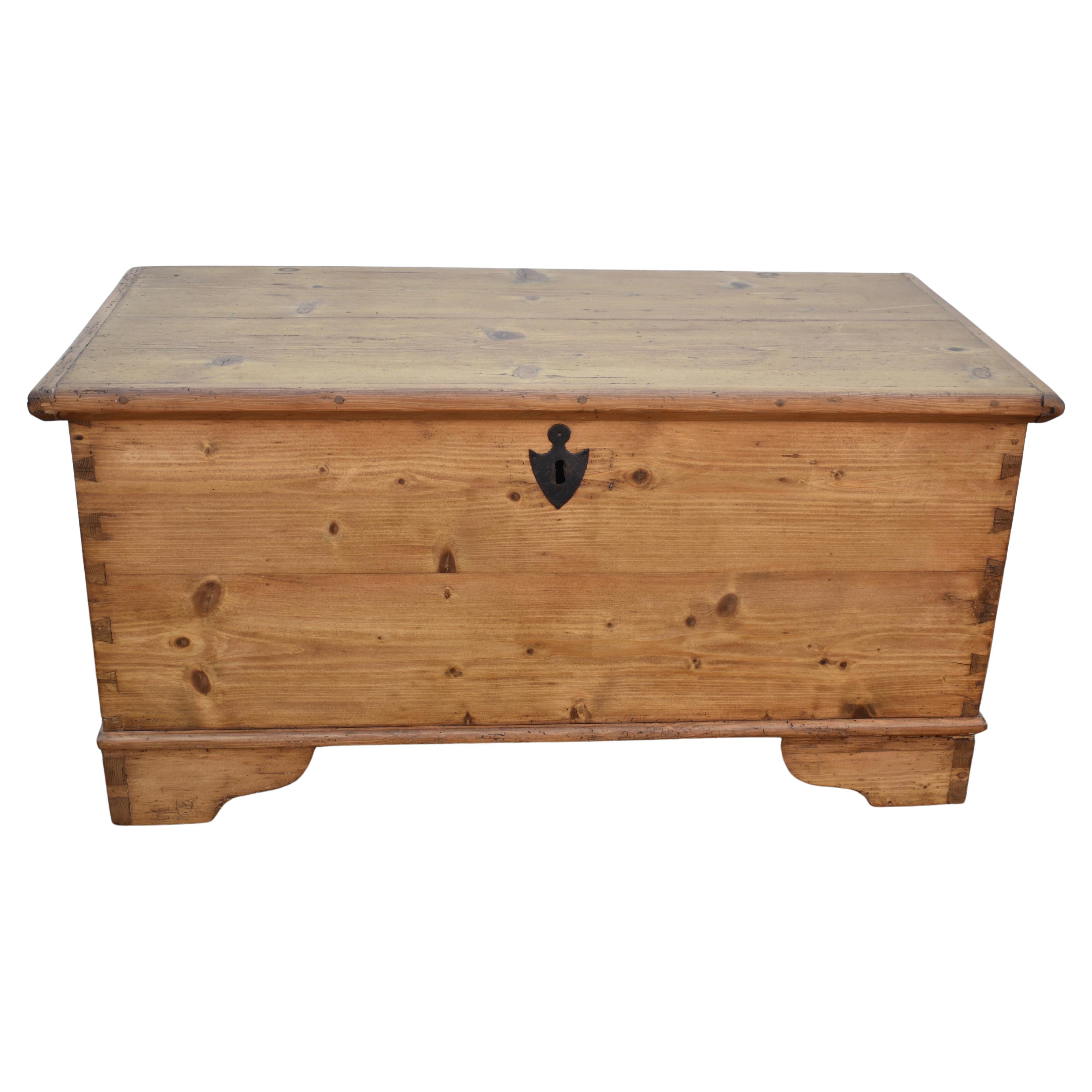 Pine Trunk or Blanket Chest at 1stDibs