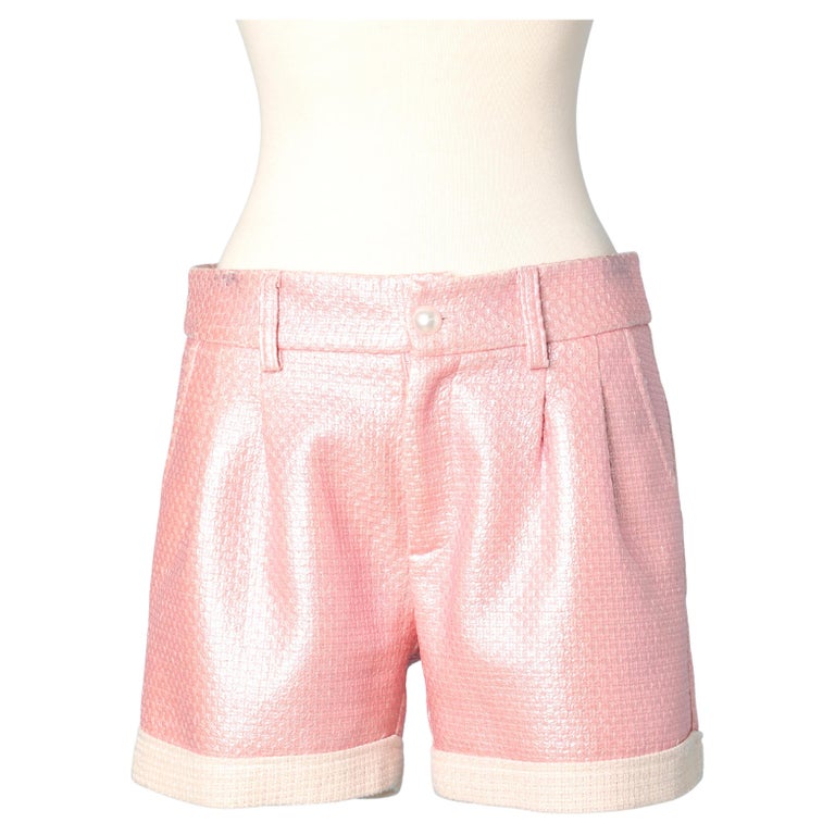 Pink coated cotton and wool short Chanel For Sale at 1stDibs