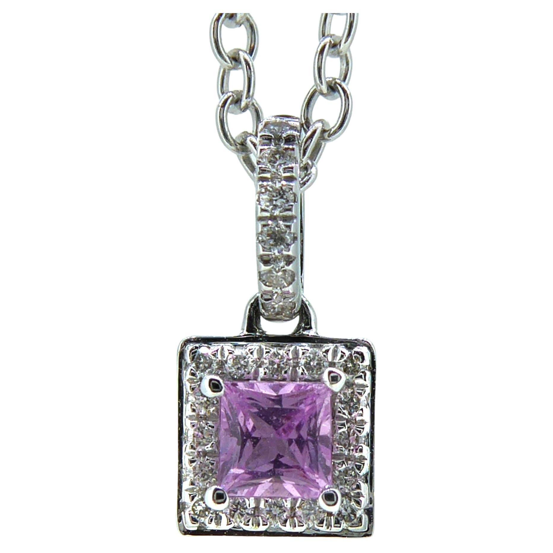 Gucci Modern Pendant and Ring For Sale at 1stDibs