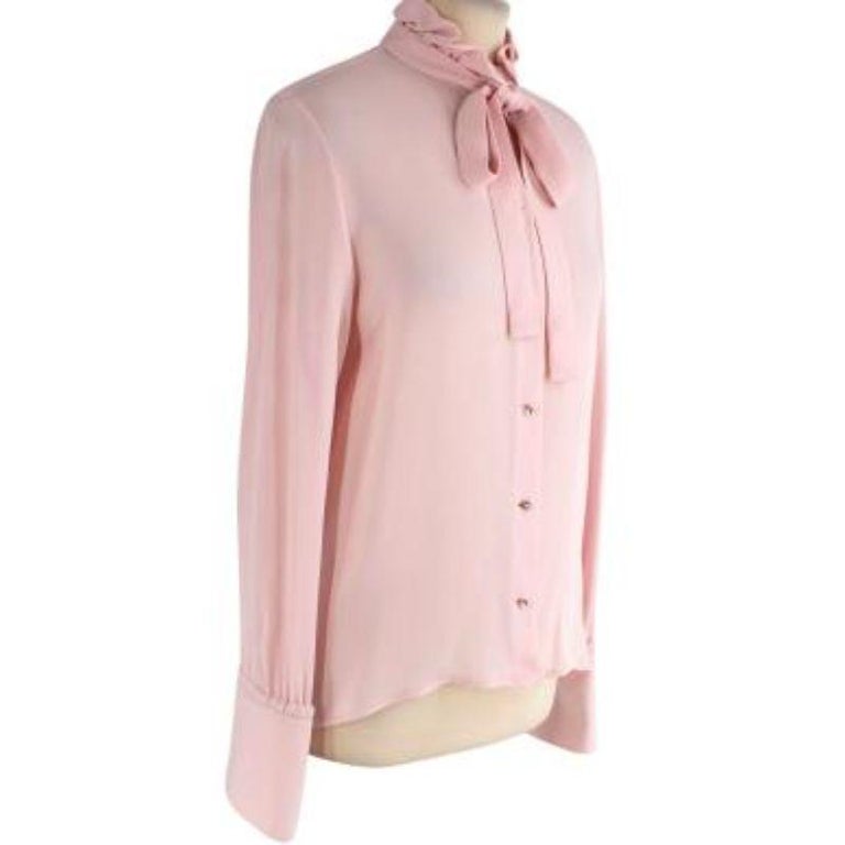 Pink silk crepe lavaliere blouse For Sale at 1stDibs