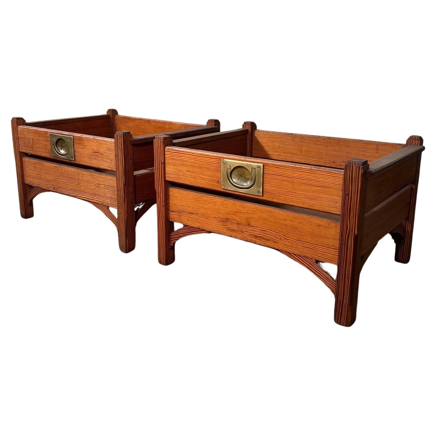 Pitch Pine Planters For Sale at 1stDibs