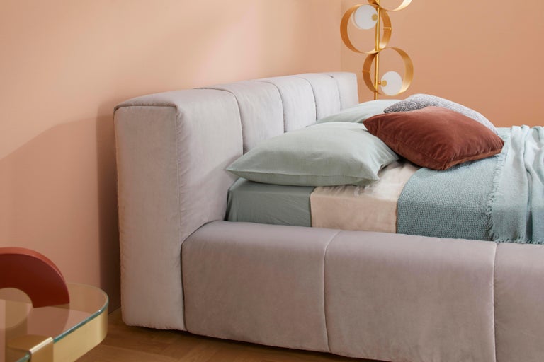 Pixel Box Large 230 Bed in Velvet Upholstery with Base by Sergio Bicego ...
