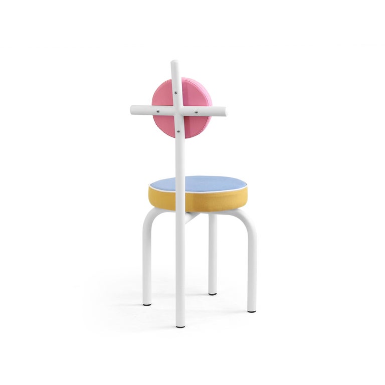 PK16 Chair, Embroidered Upholstery and Carbon Steel Structure by Paulo ...