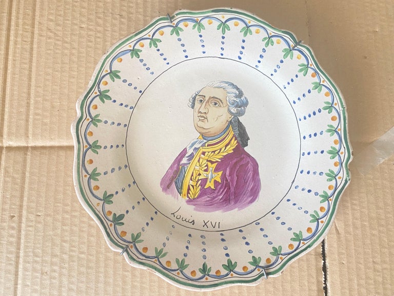 Plates in French Faïence, Pink and Green Color, 20th Century Set of 2 ...