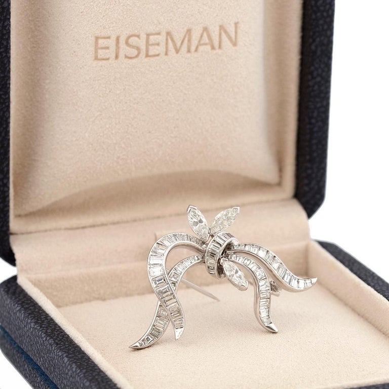 Platinum 2.33ct Diamond Streamer Brooch For Sale at 1stDibs