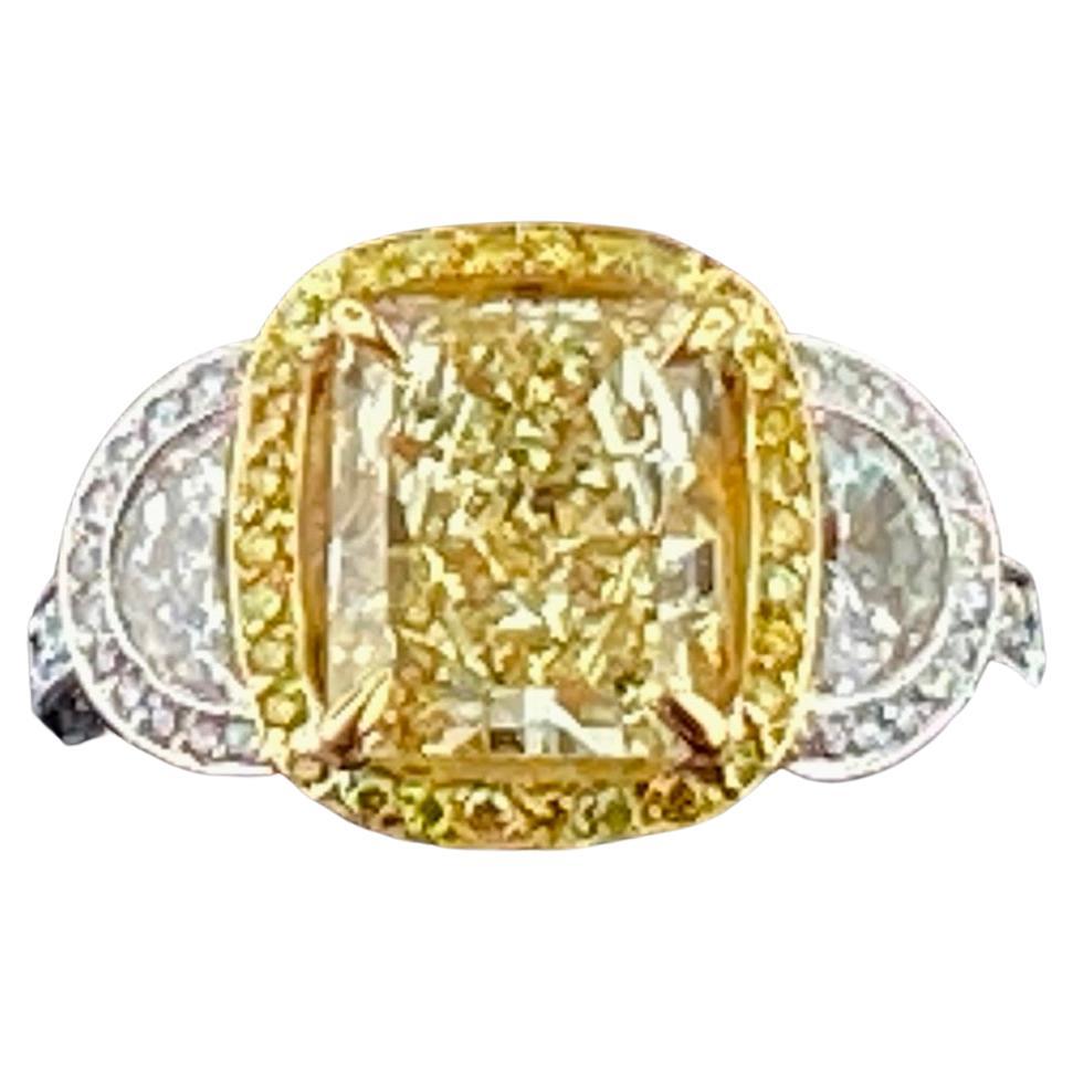 Platinum and 18 KT Yellow Gold 3.74 Ct Radiant Cut Fancy Yellow Diamond ...