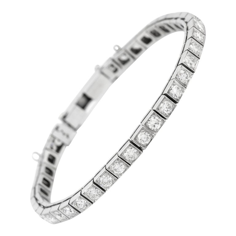 Platinum and Diamond Straight Line Bracelet For Sale at 1stDibs