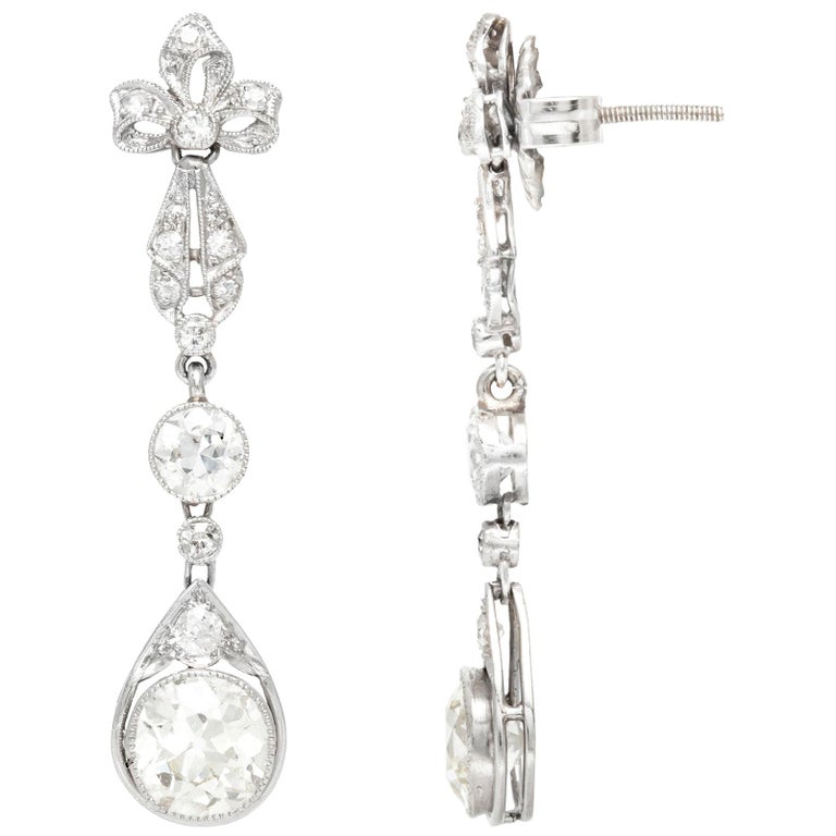 Platinum and Diamonds Droop Earrings For Sale at 1stDibs