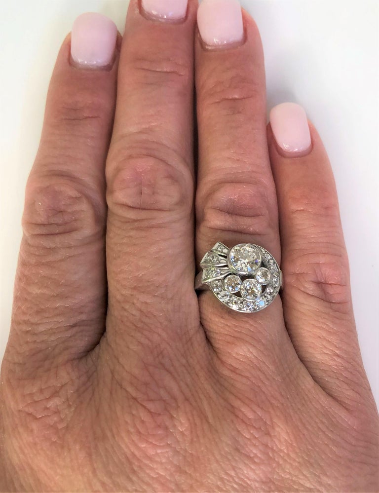 Platinum Diamond Swirl Design Ring For Sale at 1stDibs