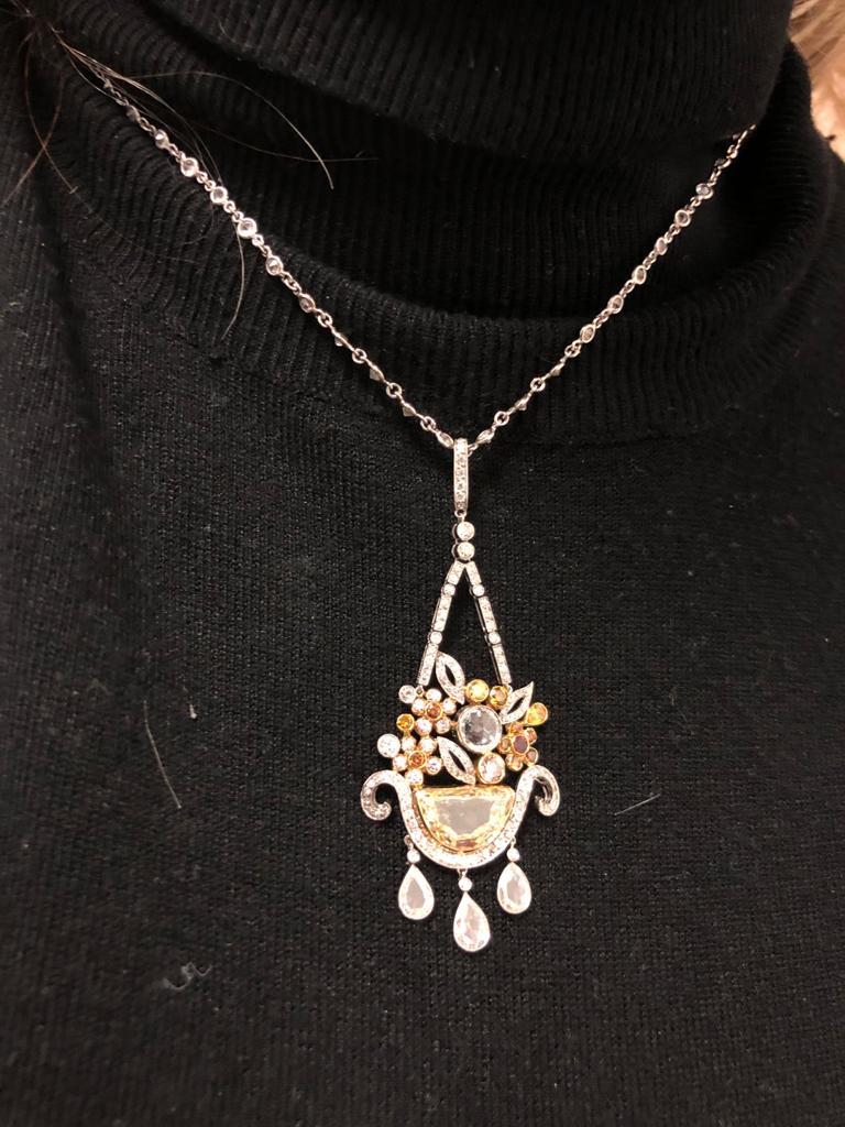 Platinum Fancy Colored Diamonds Necklace For Sale at 1stDibs