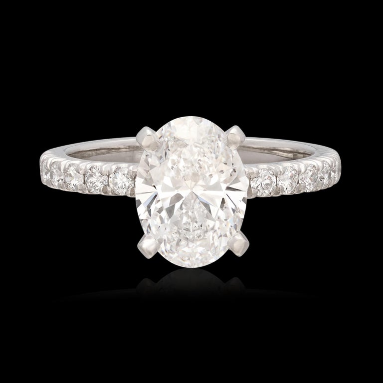Platinum GIA 1.80 D/SI1 Oval Diamond Ring For Sale at 1stDibs
