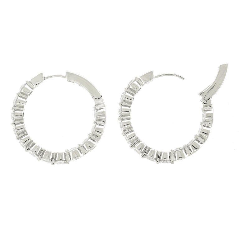 Platinum Hoops Set with 3.10 Carats of Diamonds For Sale at 1stDibs