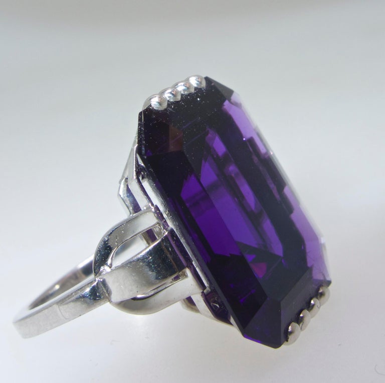 Platinum Retro Style Siberian Amethyst Ring, circa 1950 For Sale at ...