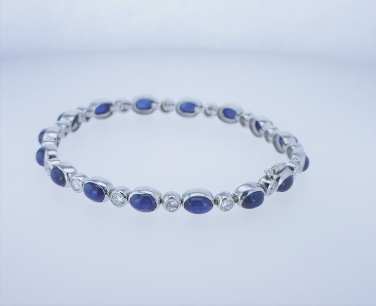 Platinum Sapphire Cabochon Bracelet For Sale at 1stDibs