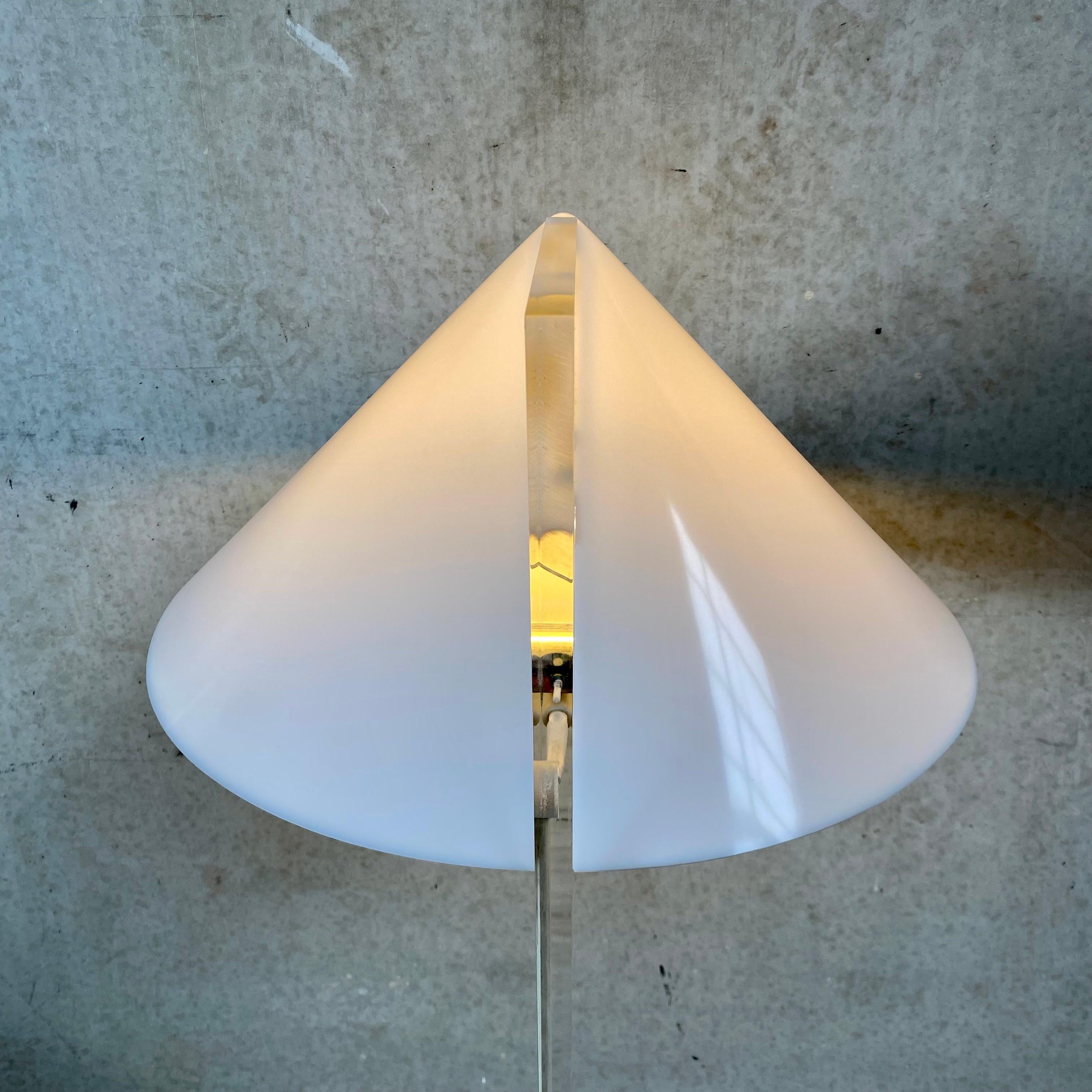 Plexiglass Floor Lamp 'Cone' by Harco Loor Haarlem, Netherlands 1970s ...