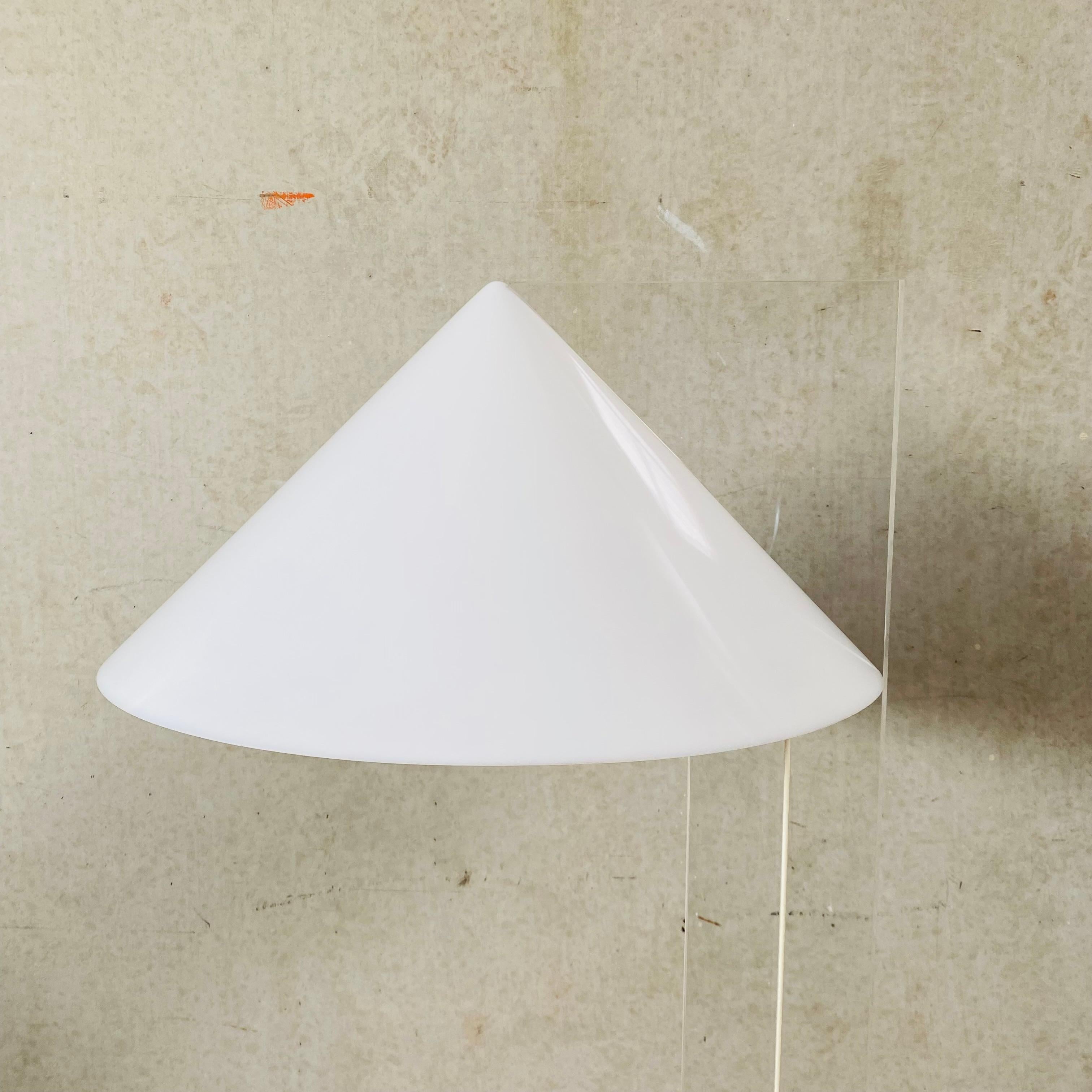 Plexiglass Floor Lamp 'Cone' by Harco Loor Haarlem, Netherlands 1970s ...