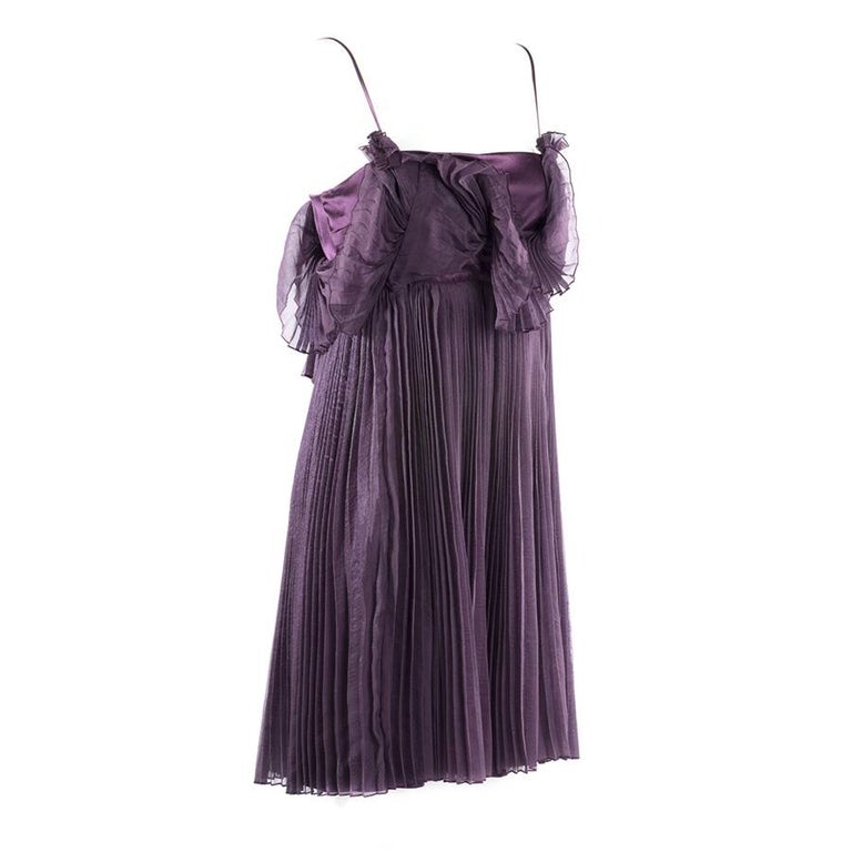 Byblos Plissé silk dress size 44 For Sale at 1stDibs