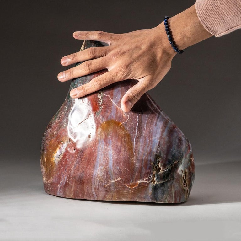 Jaspe océanique poli de Madagascar (26 lbs) En vente sur 1stDibs