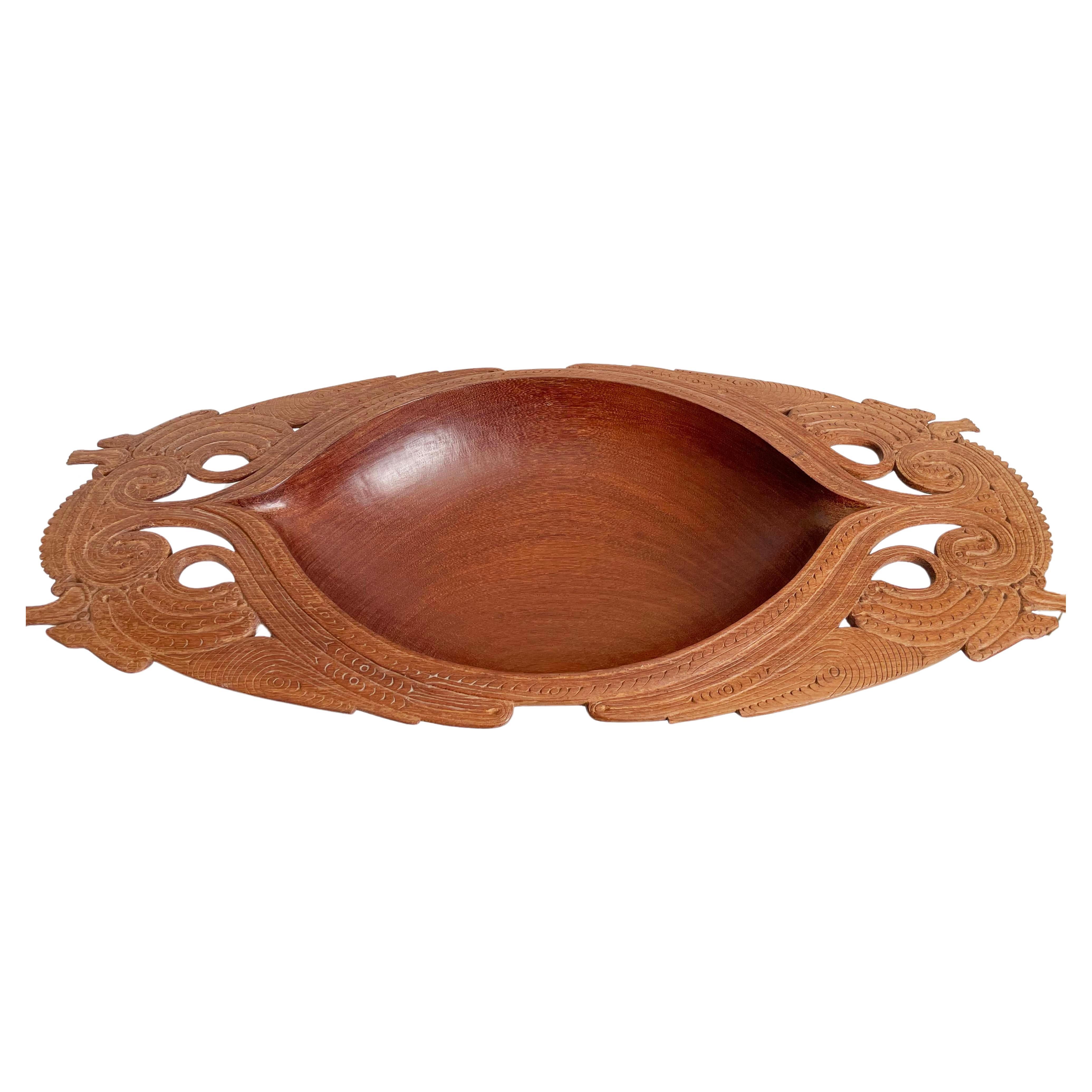 Polynesian Decorative Carved Timber Fish Bowl, 20th Century For Sale at ...