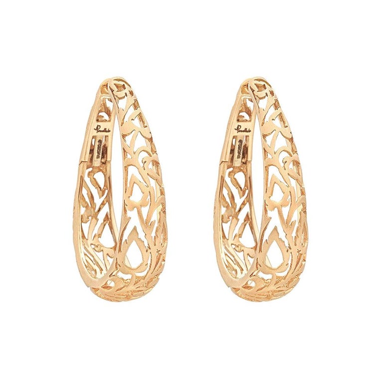Pomellato Arabesque Hoop Earring in in Matte-Finished 18 Karat Pink ...