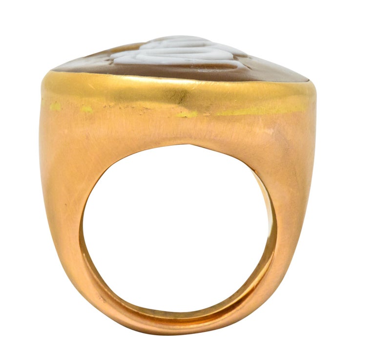 Pomellato Eva Rose Shell 18 Karat Rose Gold Snake Cameo Unisex Ring at ...