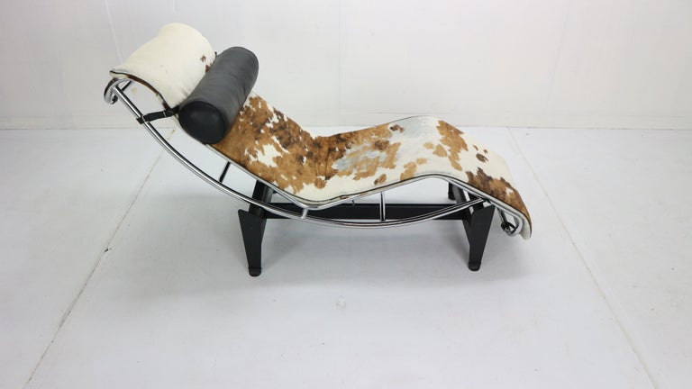 Pony Leather and Steel Chaise Lounge Chair in a Style of LC4 by Cassina ...