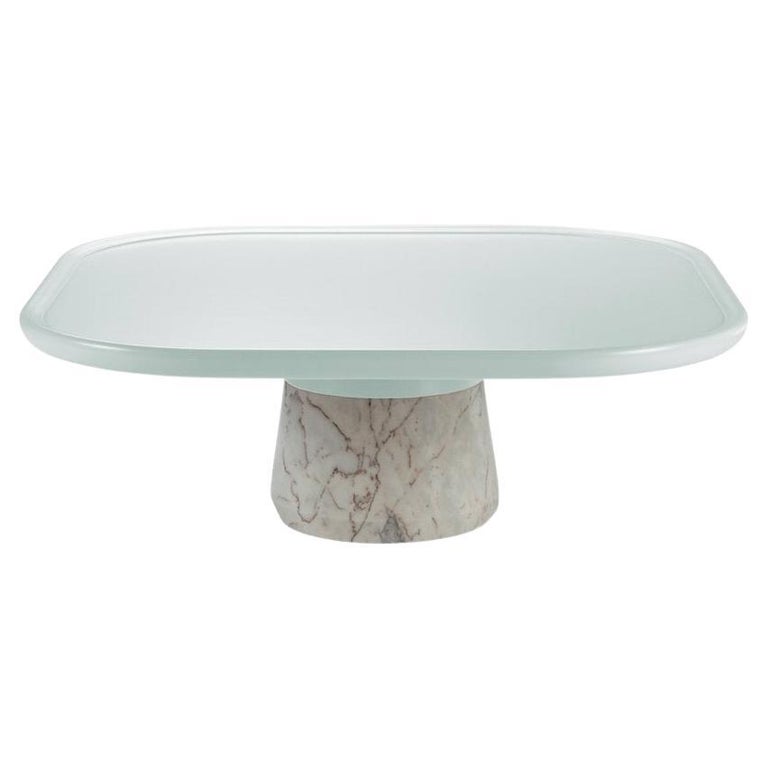 Table basse coquelicot, plateau laqué jade avec estremoz En vente sur 1stDibs