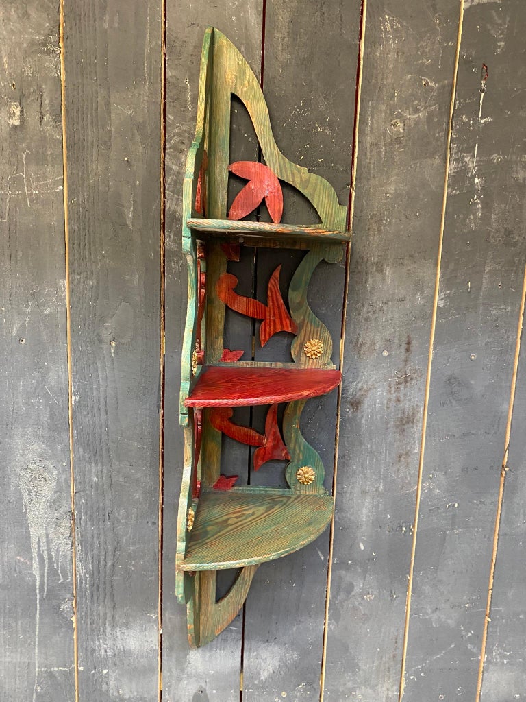 Popular Art Shelf in Pine, circa 1900 For Sale at 1stDibs