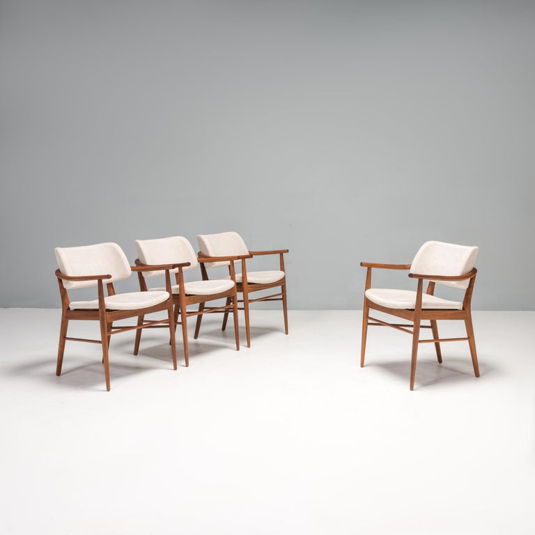 Porada Walnut and Fabric Nissa Dining Chairs, Set of 4 For Sale at 1stDibs
