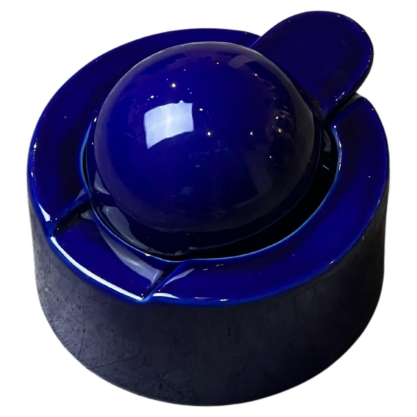 Porcelain ashtray by Angelo Mangiarotti for Fratelli Brambilla Italy ...