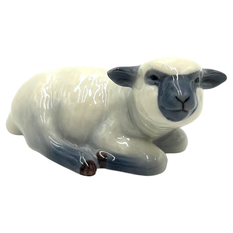 Porcelain figurine "sheep", Royal Copenhagen, Denmark For Sale at 1stDibs