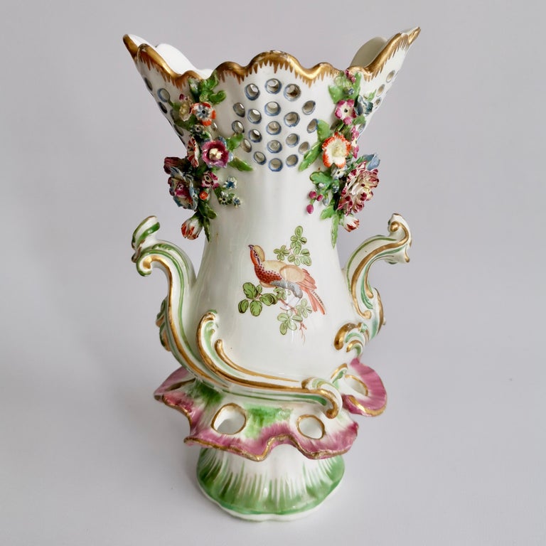 Chelsea Porcelain Frill Vase with Birds, Rococo ca 1760 For Sale at 1stDibs