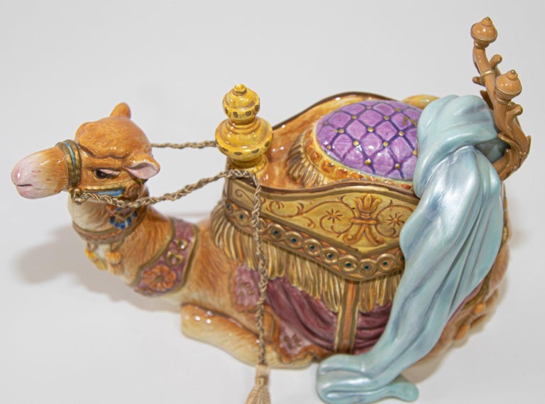 Porcelain Resting Arabian Camel by Fitz and Floyd For Sale at 1stDibs