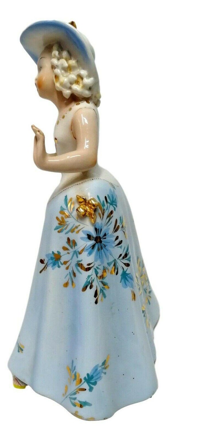 Porcelain Statue "Lady with Basket #207", Design Giovanni Girardi ...